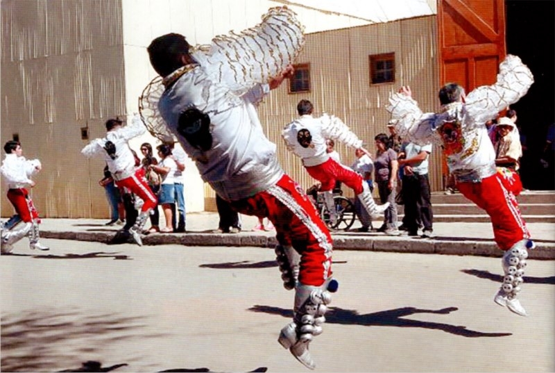 La Tirana. Baile y su historia. “Sociedad Religiosa Zambos Caporales de ...